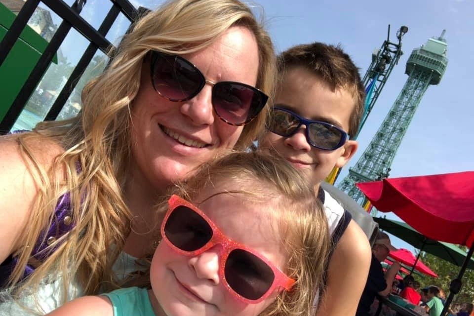 Fundraiser for Elizabeth Seibert by Matthew Portner : Eye see what you ...