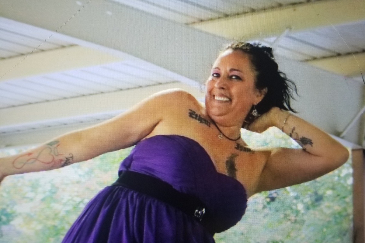 Fundraiser by Tina Flohr : Kendra's Funeral