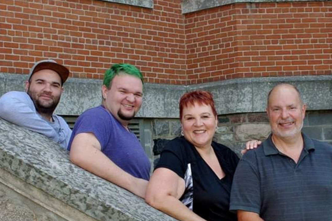 Fundraiser for Ruth Gillingham by Jordan Balicki : Christmas family ...