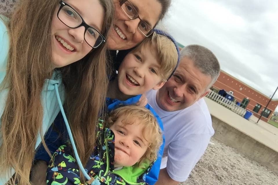 Fundraiser by Patrick Jawa : Ronnie Robertson & Family