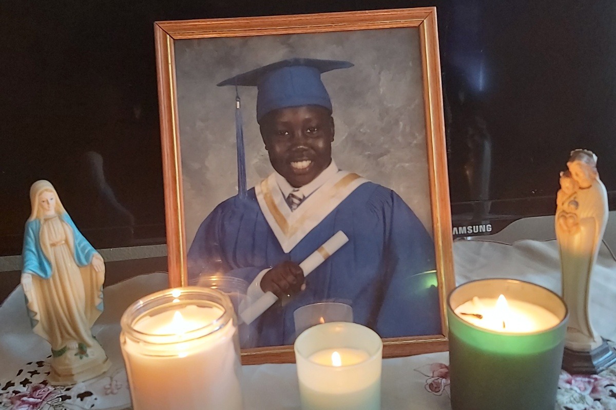 Fundraiser for Modok Akol by Toni Jacob : Memorial for Manyok Akol