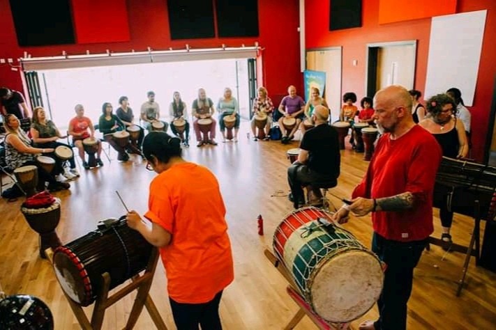 Fundraiser for Mark Barfoot by Tracey West : Mark's African drumming ...