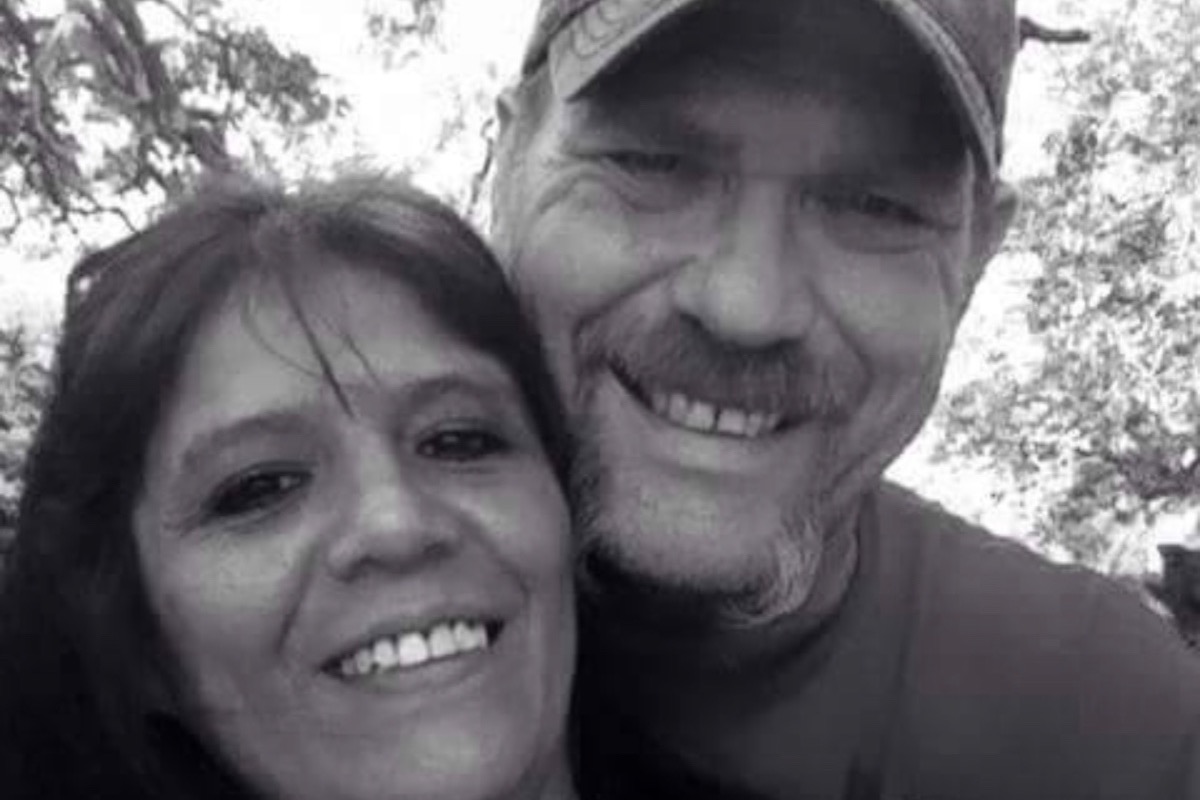 Fundraiser by Suzanne Hazel : Julie and Michael Hoffman’s Cancer Journey