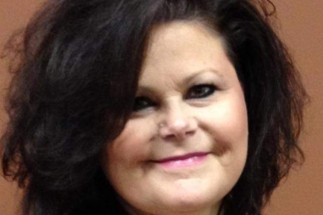 Fundraiser by Cheryl Devine : Family of Linda Mendoza (White)