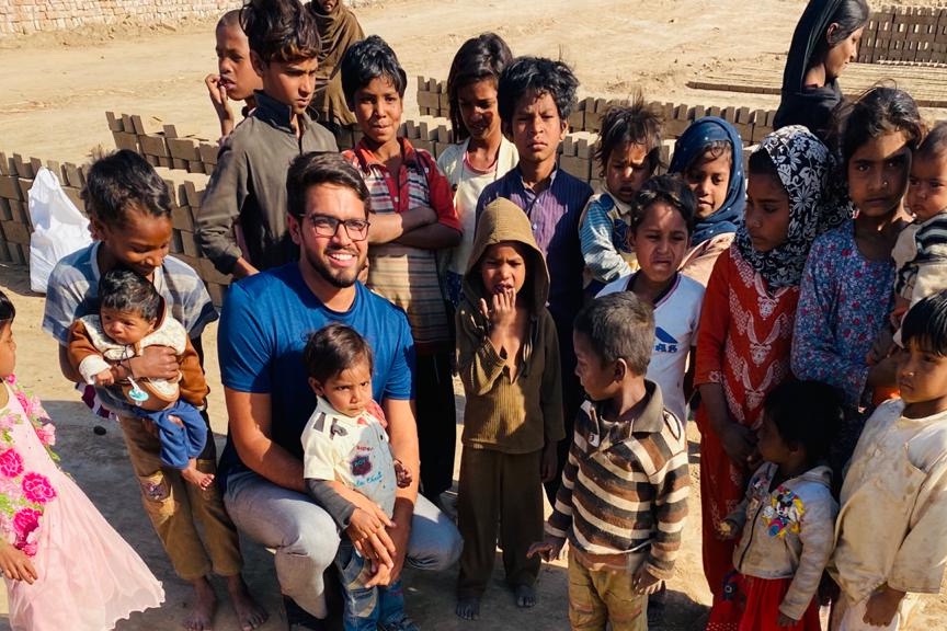 Fundraiser by David Ewers : Pakistan starving kids - COVID19
