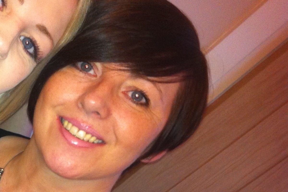 Fundraiser by Charlotte Hull : Helens private health care.