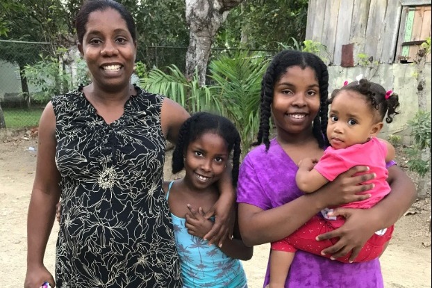 Fundraiser for Yini A Rodriguez by Yini A. Rodríguez Díaz : Entrega de ...