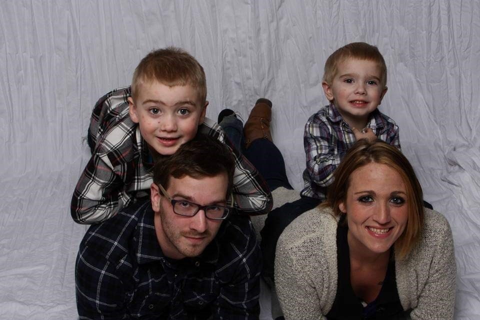 Fundraiser by Ryan Lapointe : Mike Rector and Family