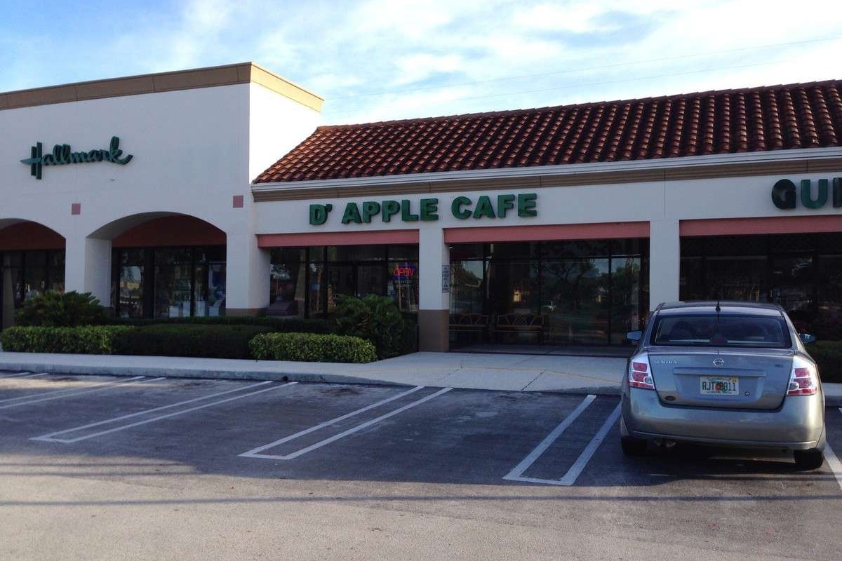 Fundraiser for Deborah Kendall by Caren Galit : DApple Cafe has closed ...