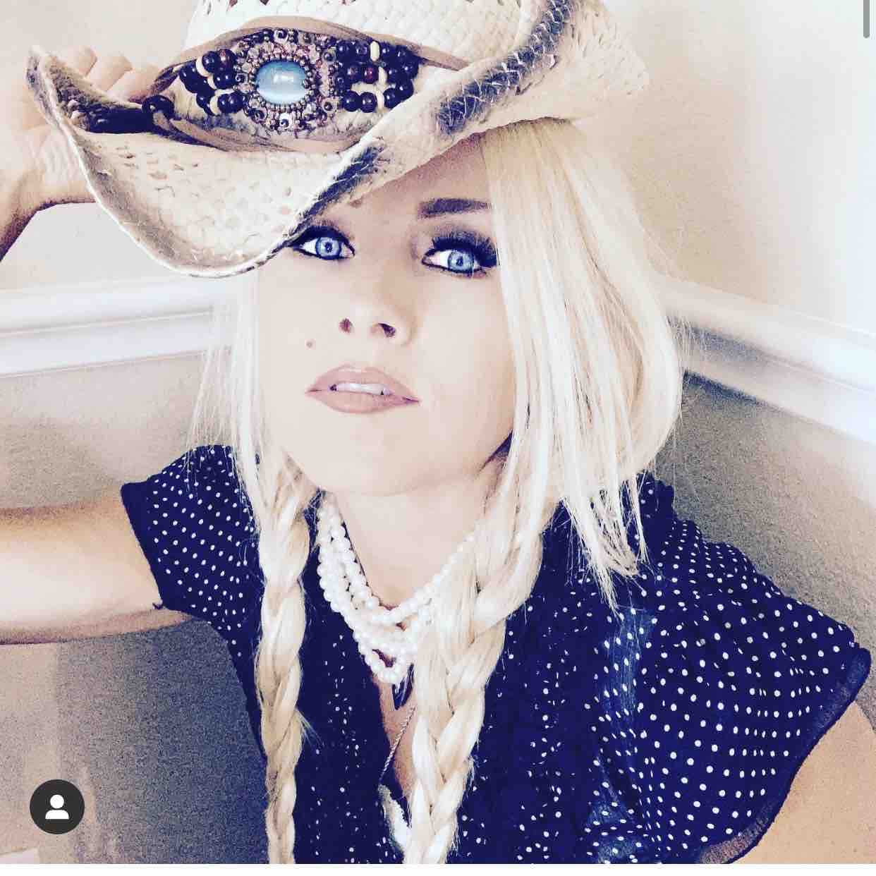 Fundraiser by Stephanie Lee Lowry : Final Song For Album!