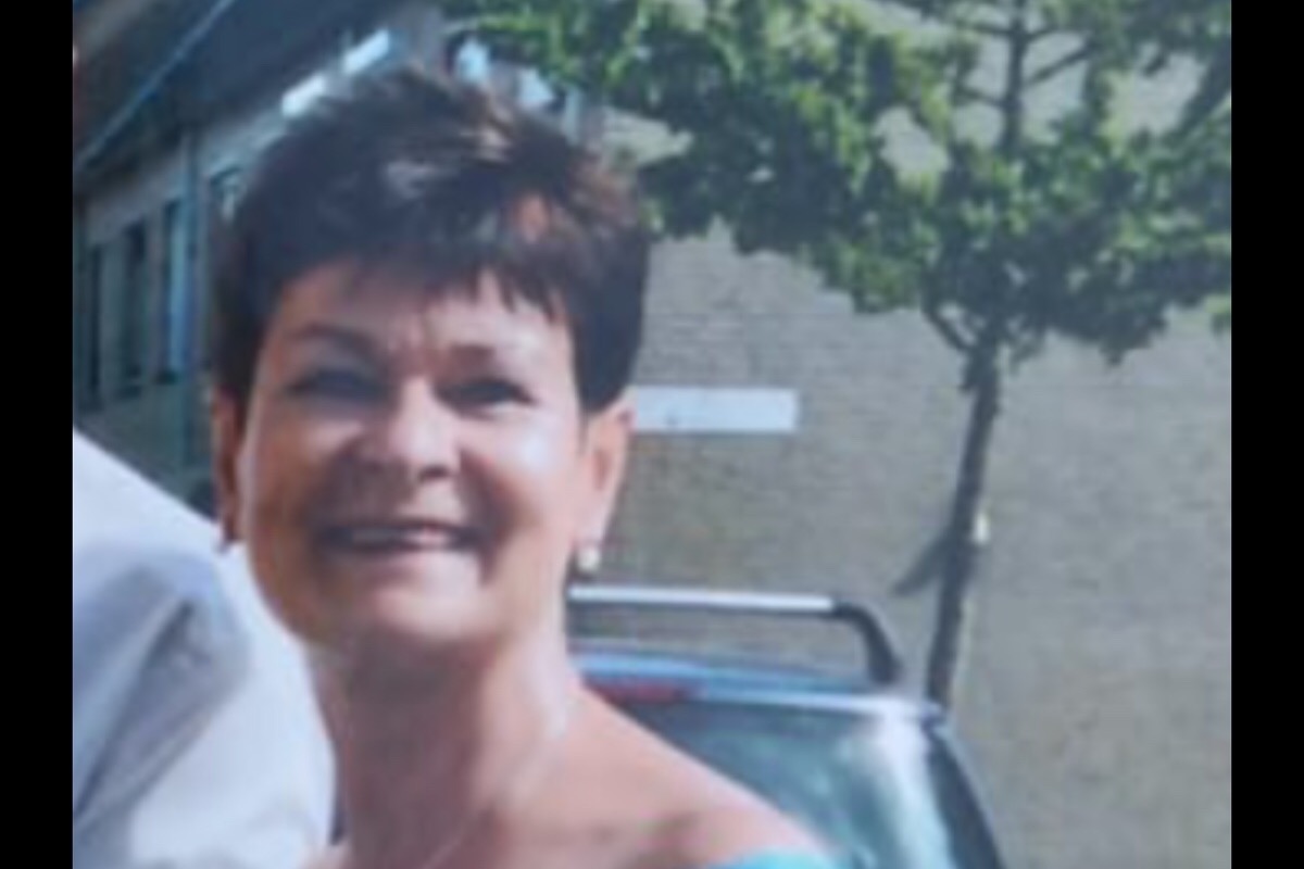 Fundraiser by Mary Nelis : Mary’s head shave for Gary kelly