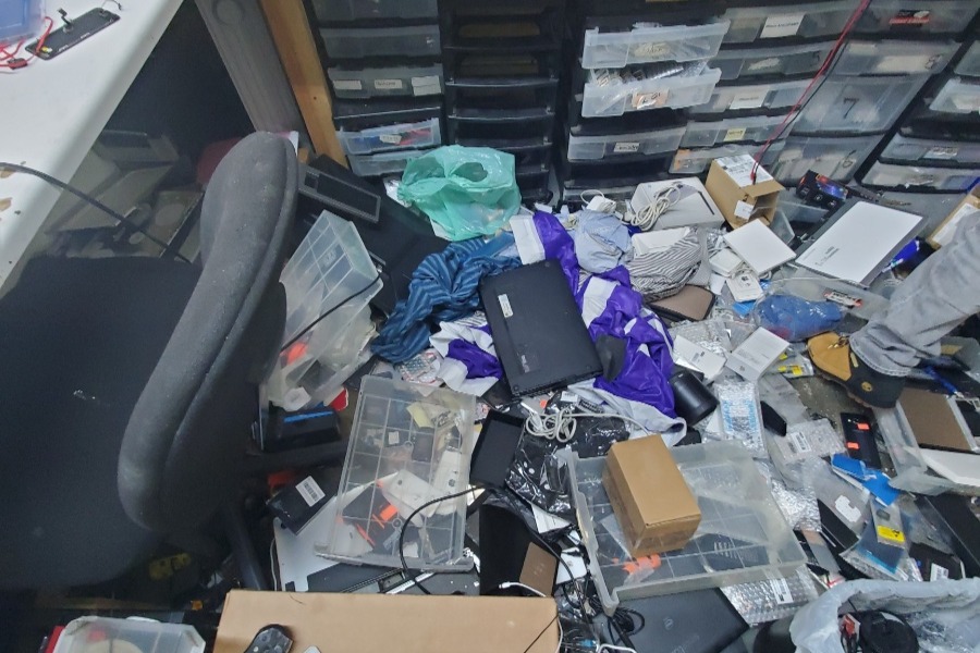 Fundraiser by Mike Kasher : Cellular Gallery