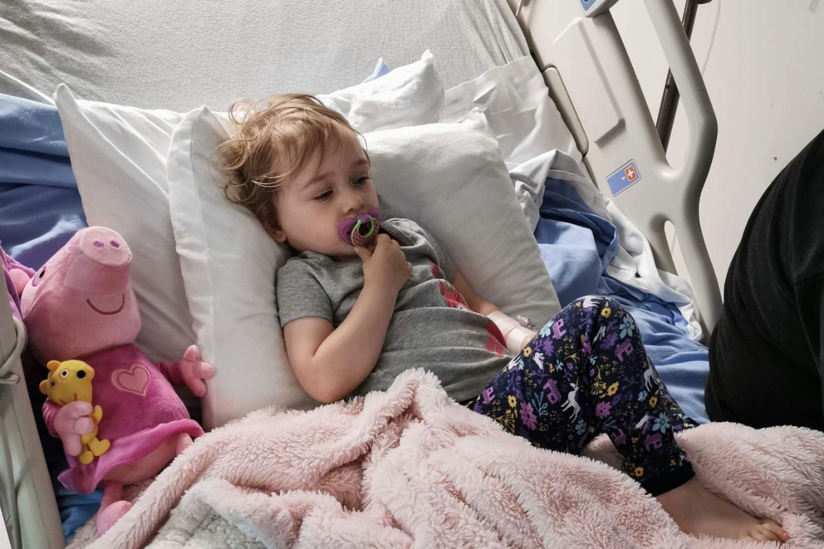 Fundraiser for Mandy English by Amanda Quintin : The English's