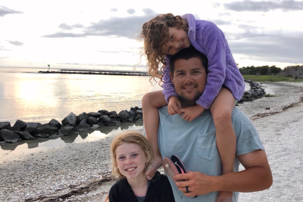 Fundraiser for Nikki Midgett by Shelly Harden : Nikki and the girls