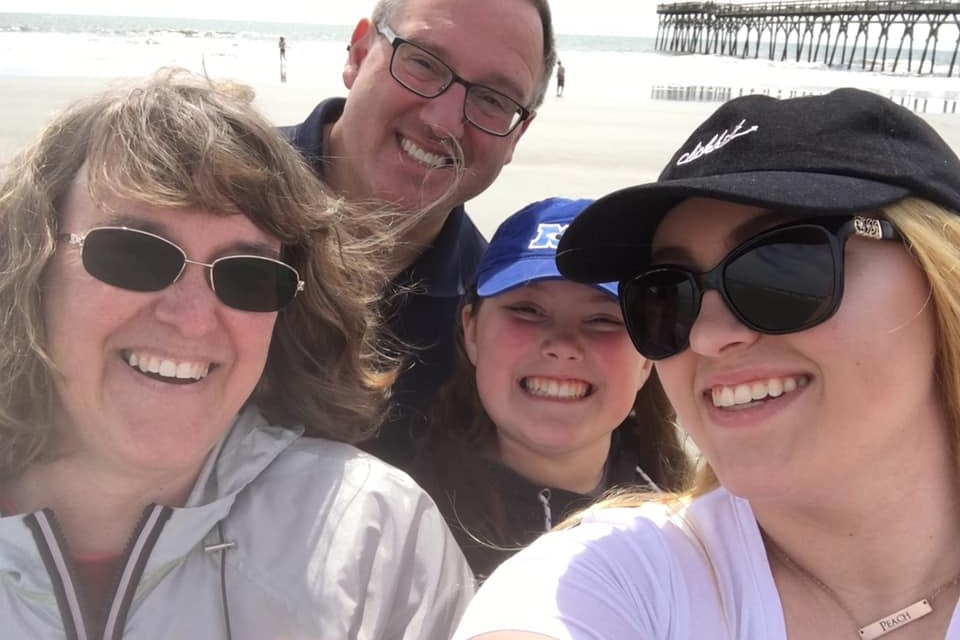 Fundraiser for Ellen Halka by Stephanie Carbonell : Helping the Halkas