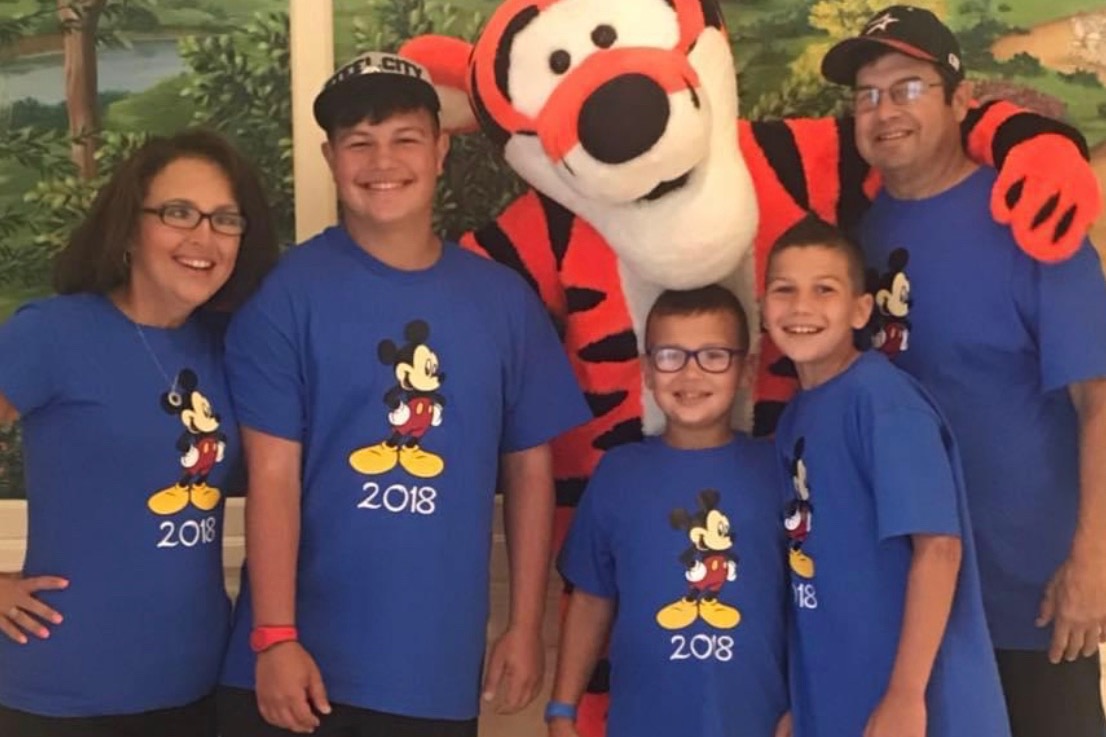 Fundraiser for Deborah Mazur by Diana Vanson : In honor of the Mazur Family