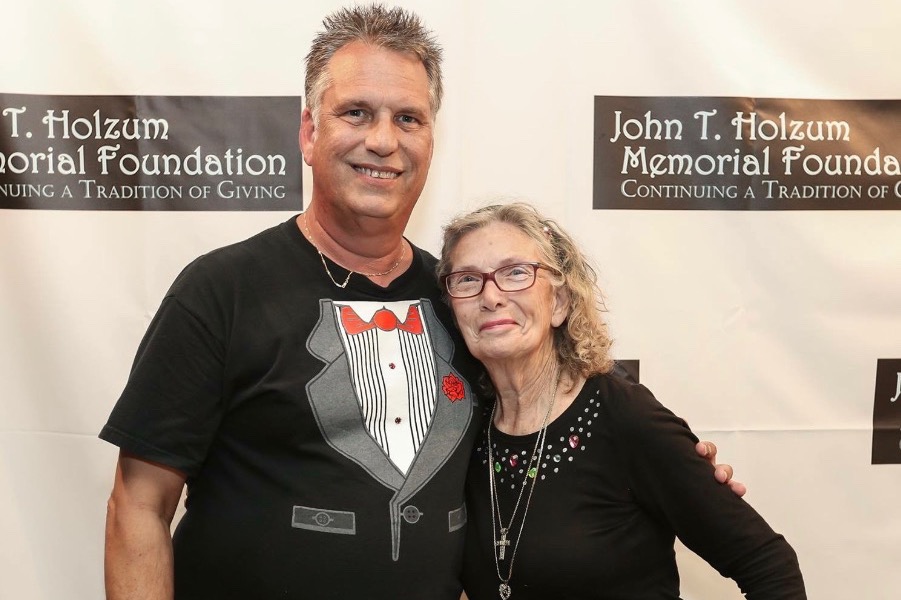 Fundraiser by Daniel Strauss : Dan Strauss mom Carol’s medical ...