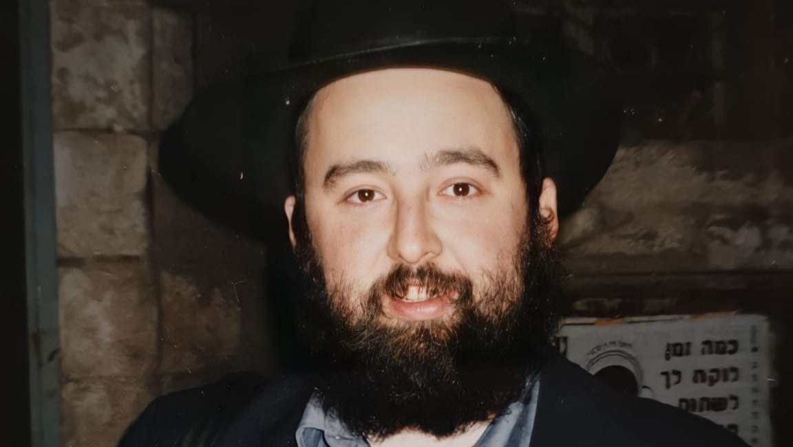 Fundraiser by Alec Popivker : Widow and son of Shlomo Meirzon