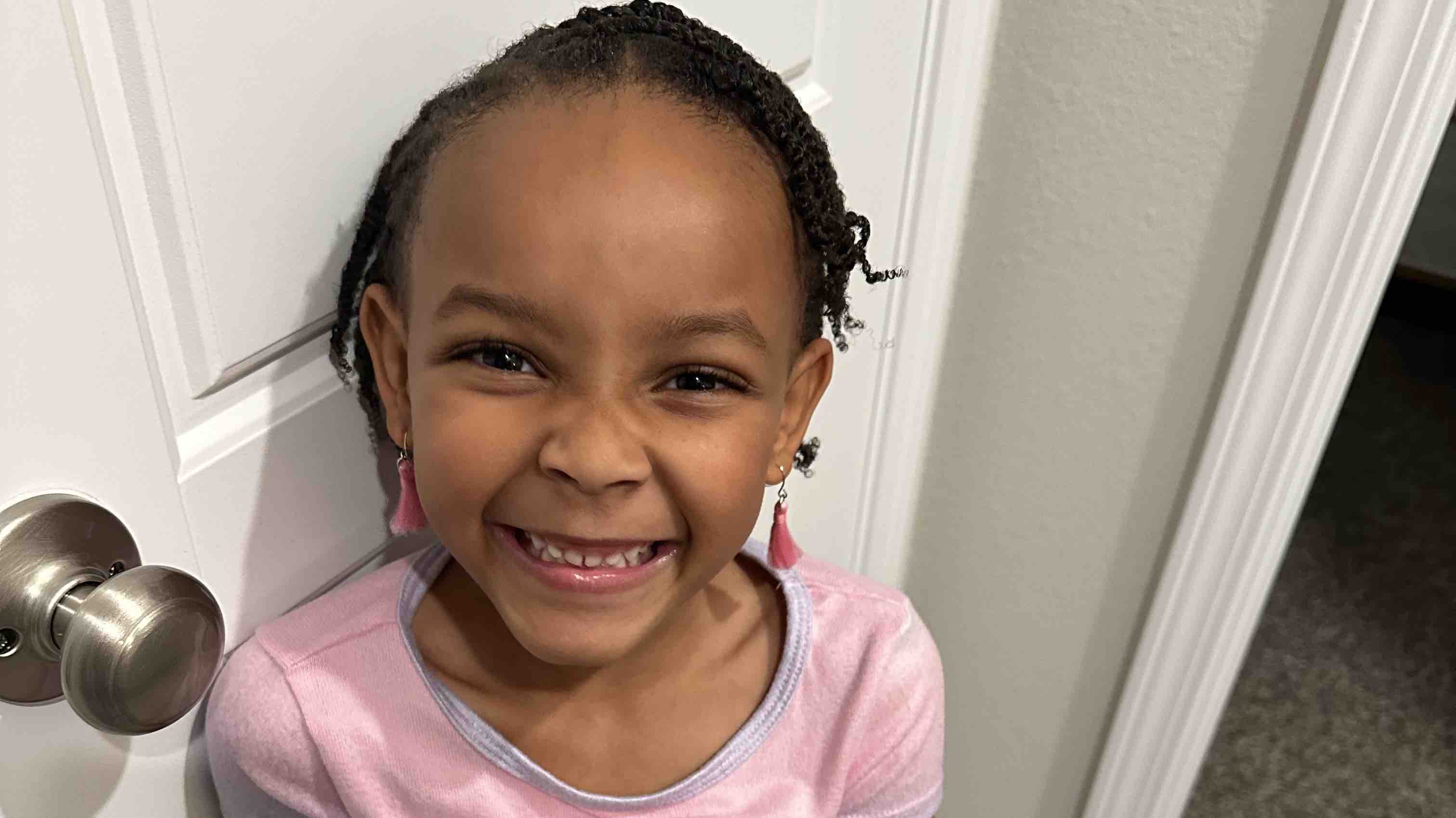 Fundraiser by Tearra Beasley : Zoë Kaye's Fibular Hemimelia Journey