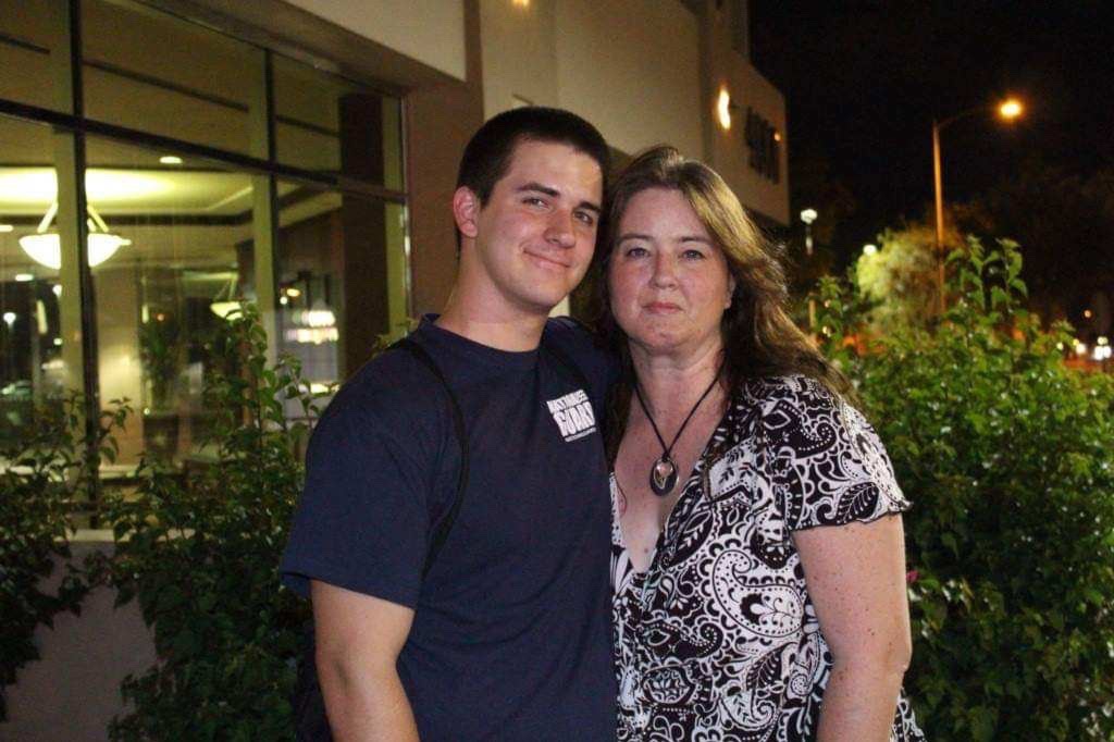 Fundraiser for Michelle MACIUNSKAS by Summer Golia : Lisa Covault - The ...