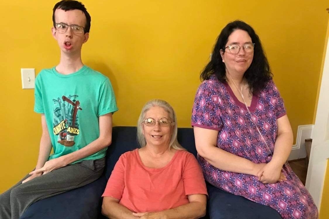 Fundraiser for Cindy Eagle by Hannah Foust : Cindy Eagle Broken Ankle Fund