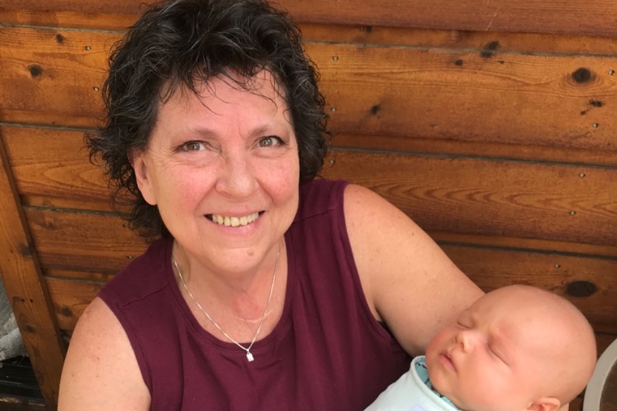 Fundraiser by Casey Haynes : Help Mom Get a New Knee