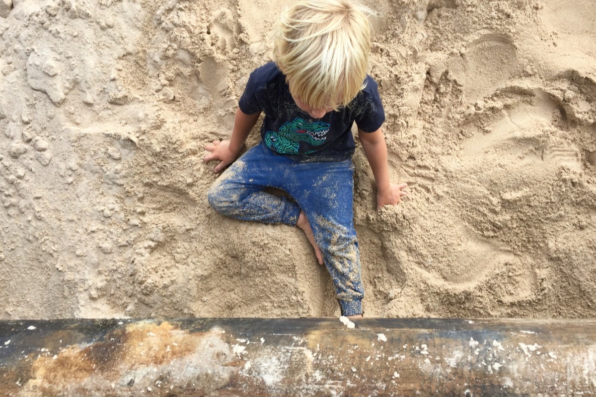 Fundraiser by Barbara Hegedus : Help Orshy to get her son back