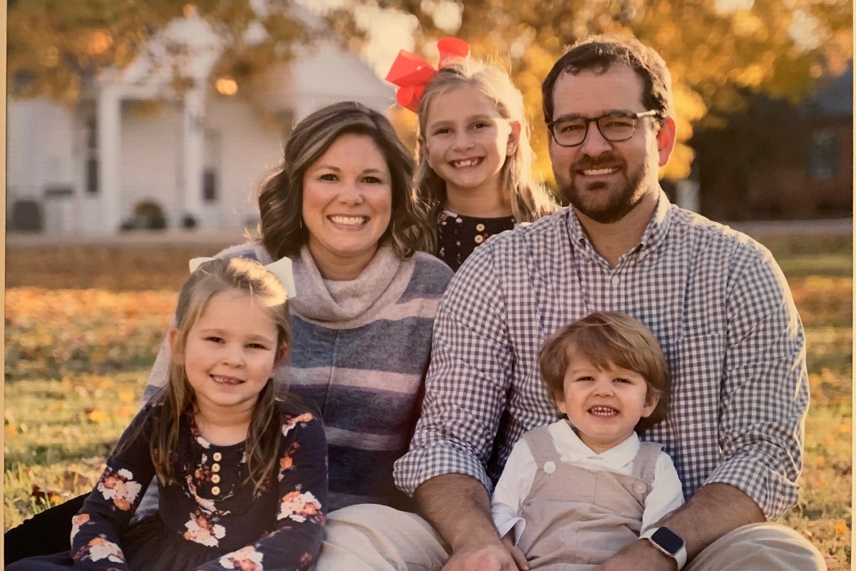 Fundraiser for Katie Lipscomb by David Duer : Death of Husband-Father ...
