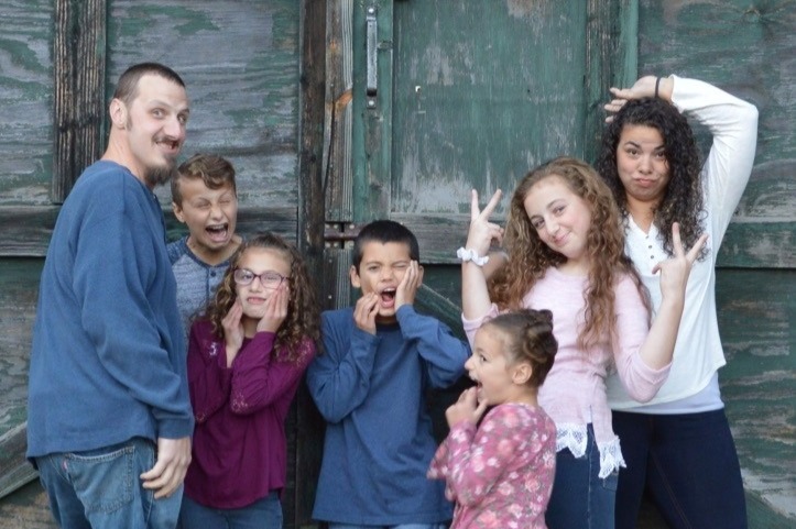 Fundraiser for Jessica Morneault by The Rock : John Morneault Family