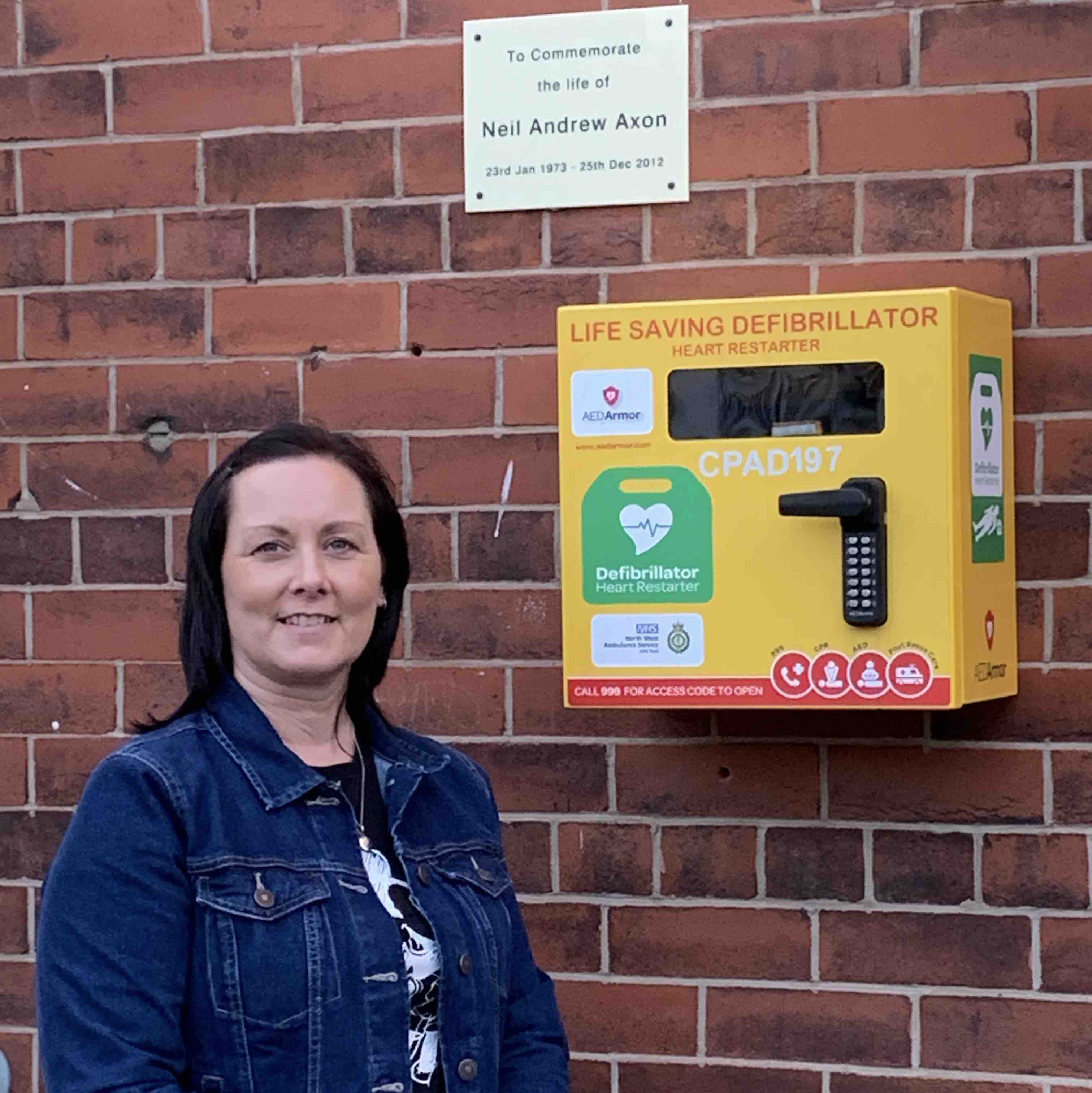 Fundraiser by Claire Hughes : Community Defibrillator and External Box.