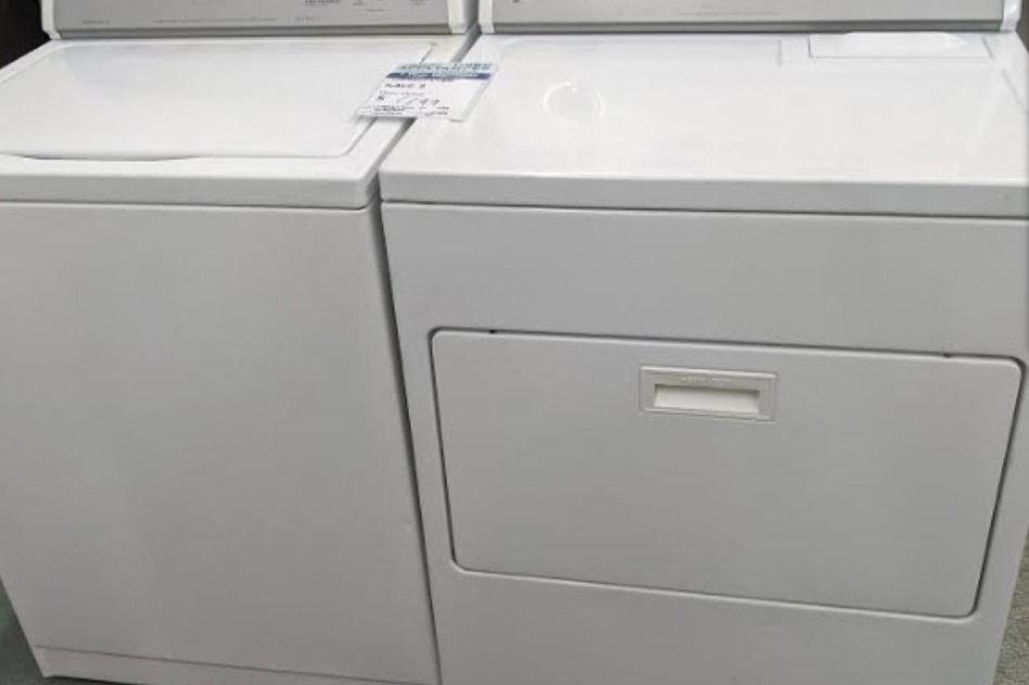 Fundraiser by Dana Lightsey : Washer and Dryer for White Butterfly Family