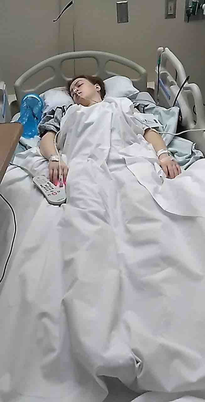 Fundraiser for Nicole Rohrer by Alexa Nettke : Nikkis Hospital bills