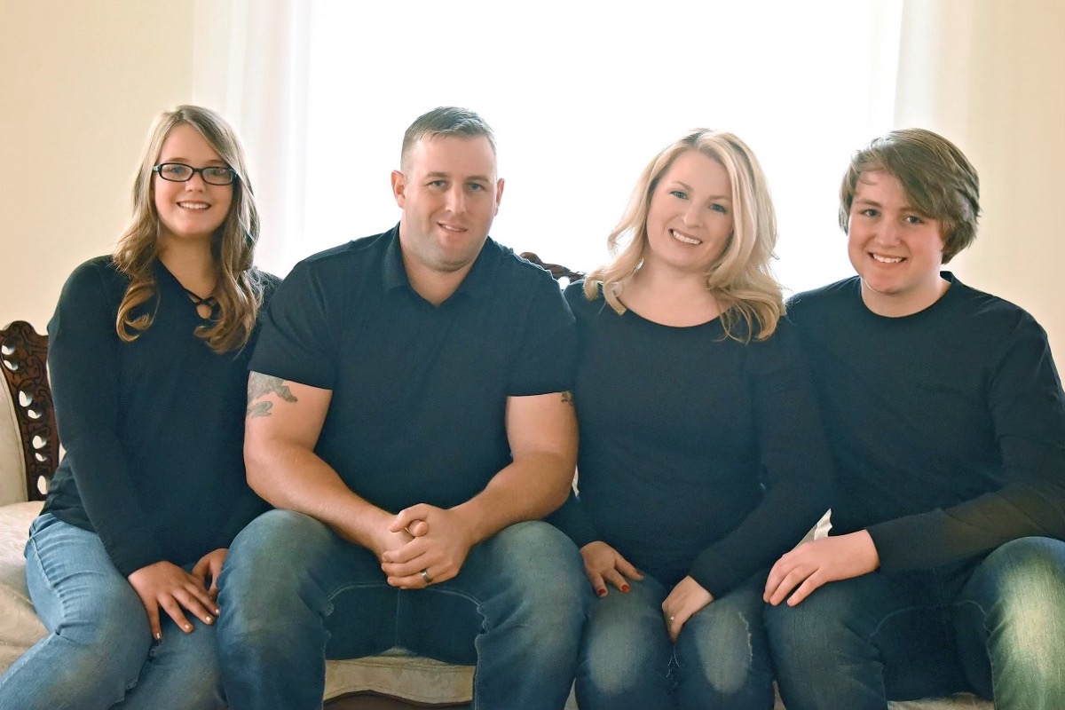 Fundraiser for Lyndsay Moates by Nicole Thomas : Support for Matt ...