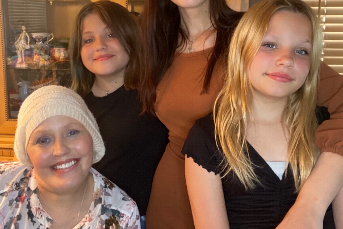 Fundraiser by Amber Kerns : Help Widowed Mother of 4 With Stage 4 Cancer