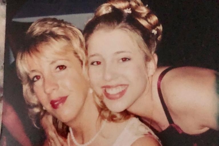 Fundraiser for Candice Taylor Gross by Jacky Whitt : Sally Taylor’s Funeral