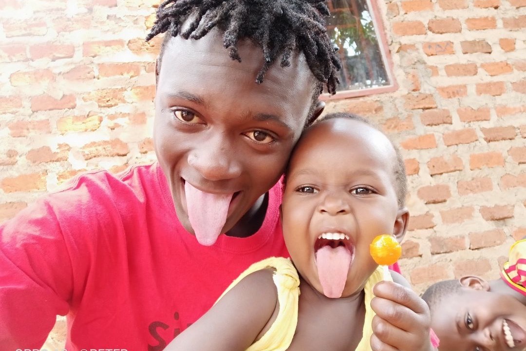 Fundraiser by James Heugh : Helping Owor Simon Peter, Uganda Acrobat