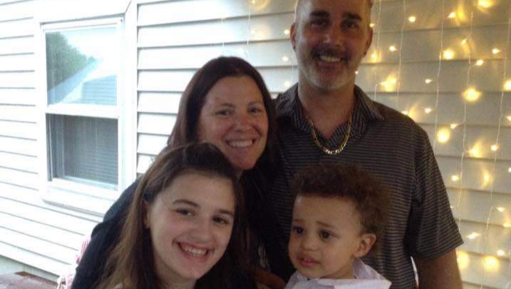 Fundraiser for Jana Mendes by Carrie Lenihan : Mendes Family medical fund