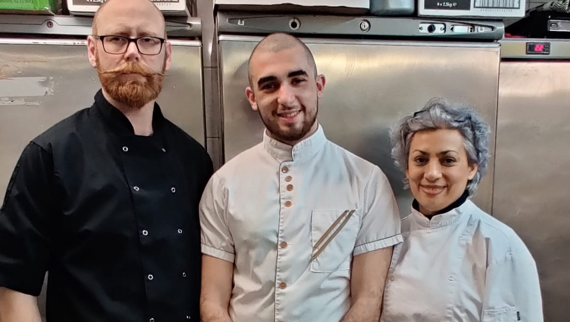 Fundraiser by Ian Stanbridge : Help That Wing Place stay in business!