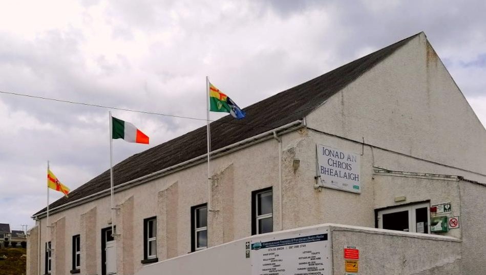 Fundraiser by Féile Róise Rua : Halla Árainn Mhór