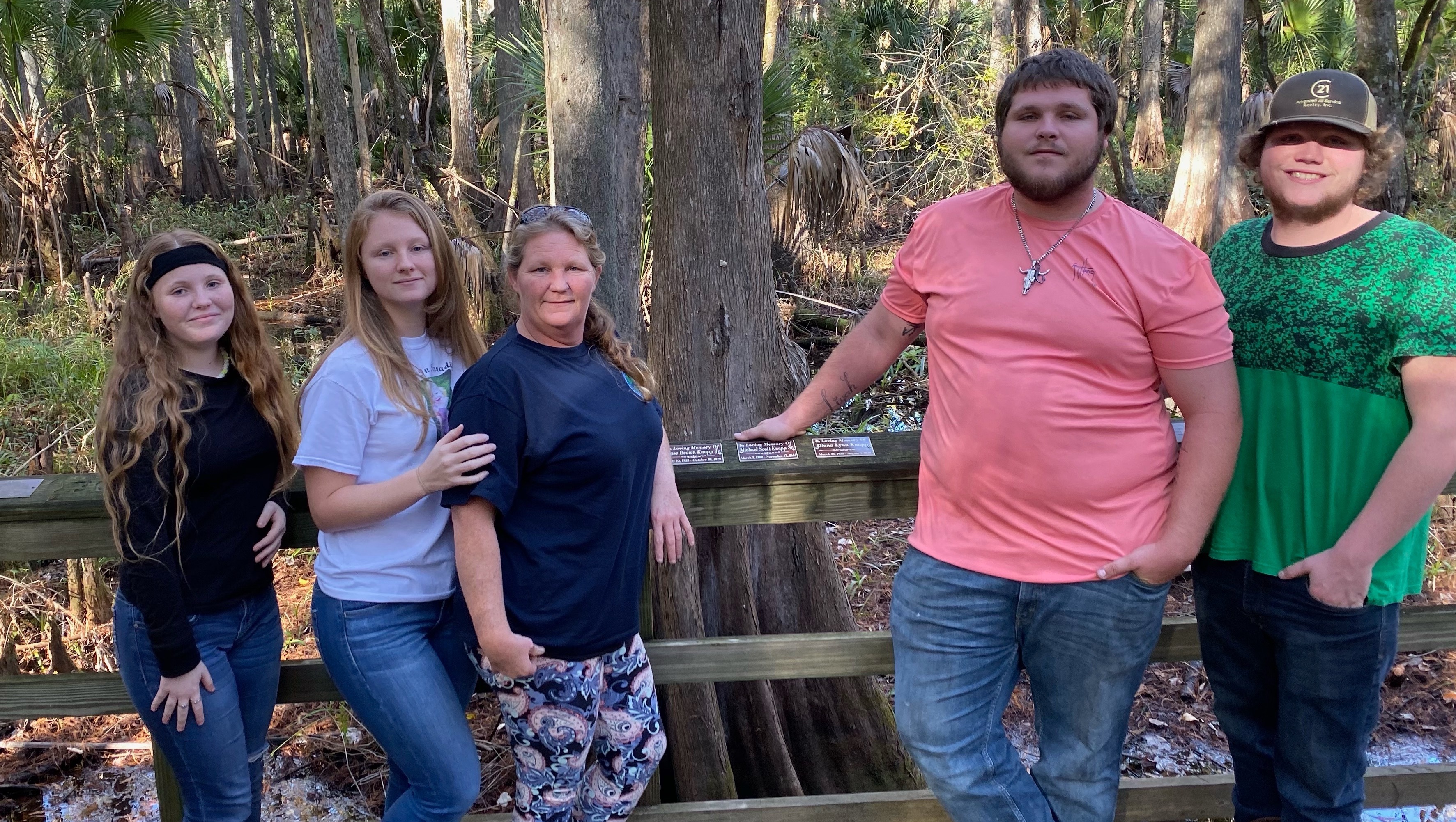 Fundraiser by Tiffany Marinho : Amanda Knapp medical and funeral expenses