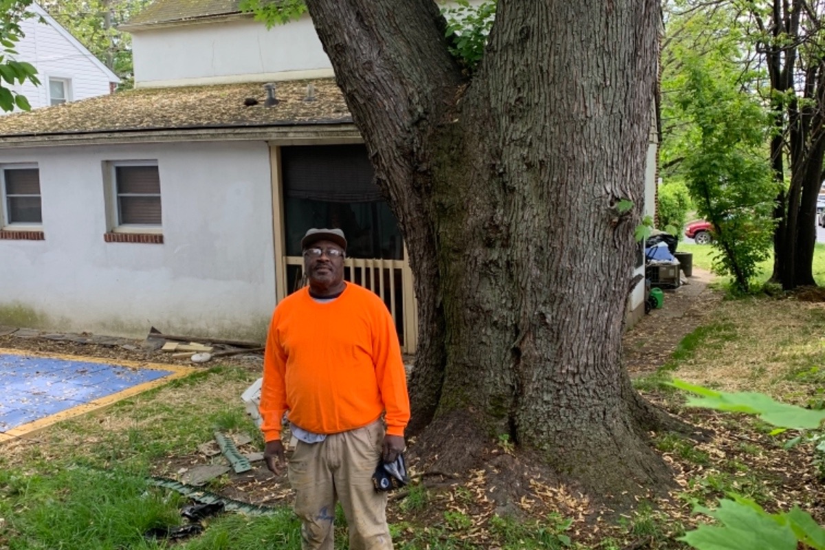 Fundraiser for Ronnie Griffin by James Hoback : Help Ronnie With His Tree