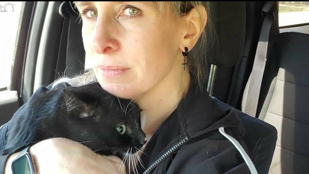 Fundraiser for Sandra Epp by KAREN MURRAY : Support for Bolt and Betty