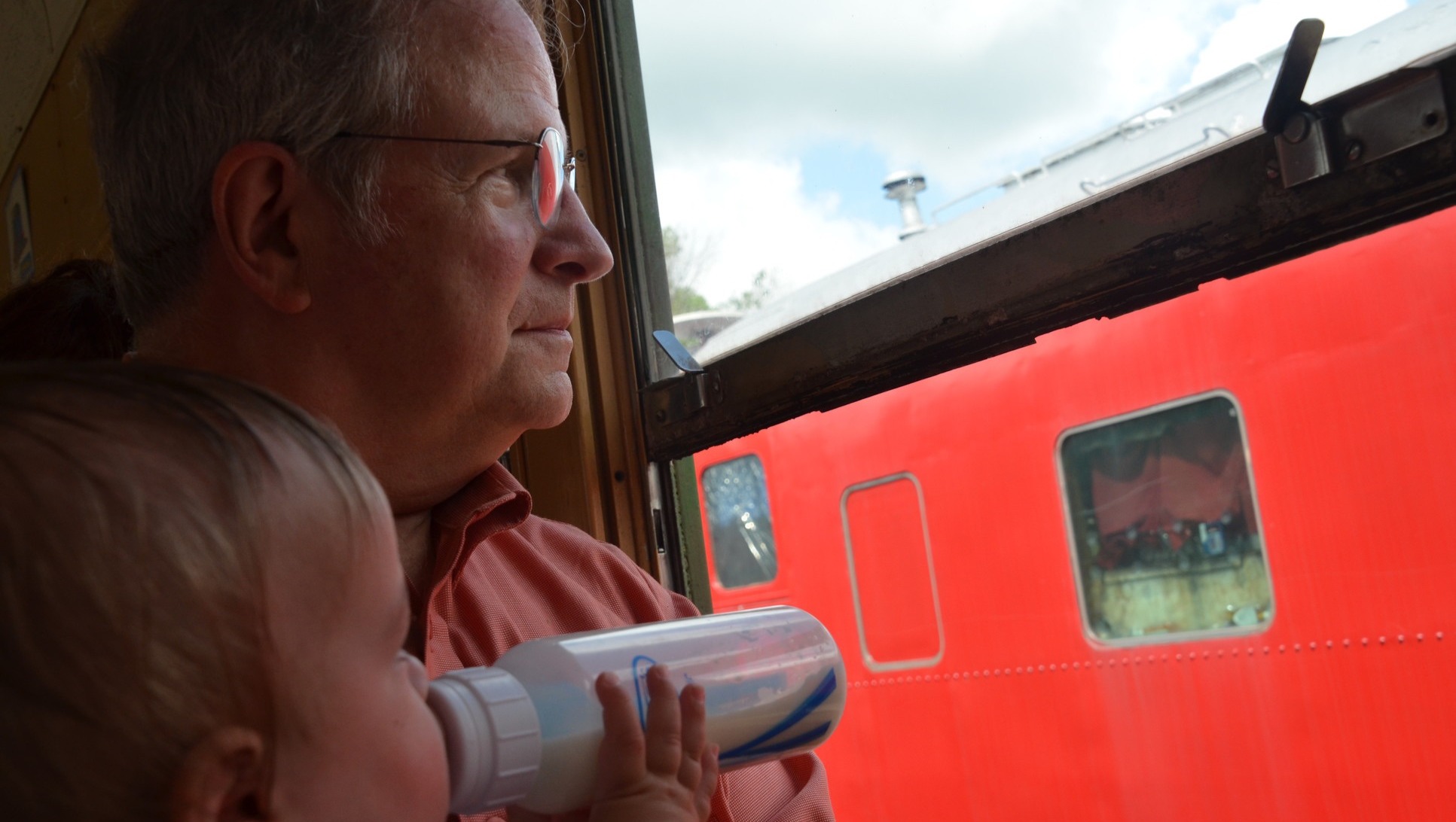 Fundraiser by Michelle Dicus : Mike Worswick Picnic Table at Train Station