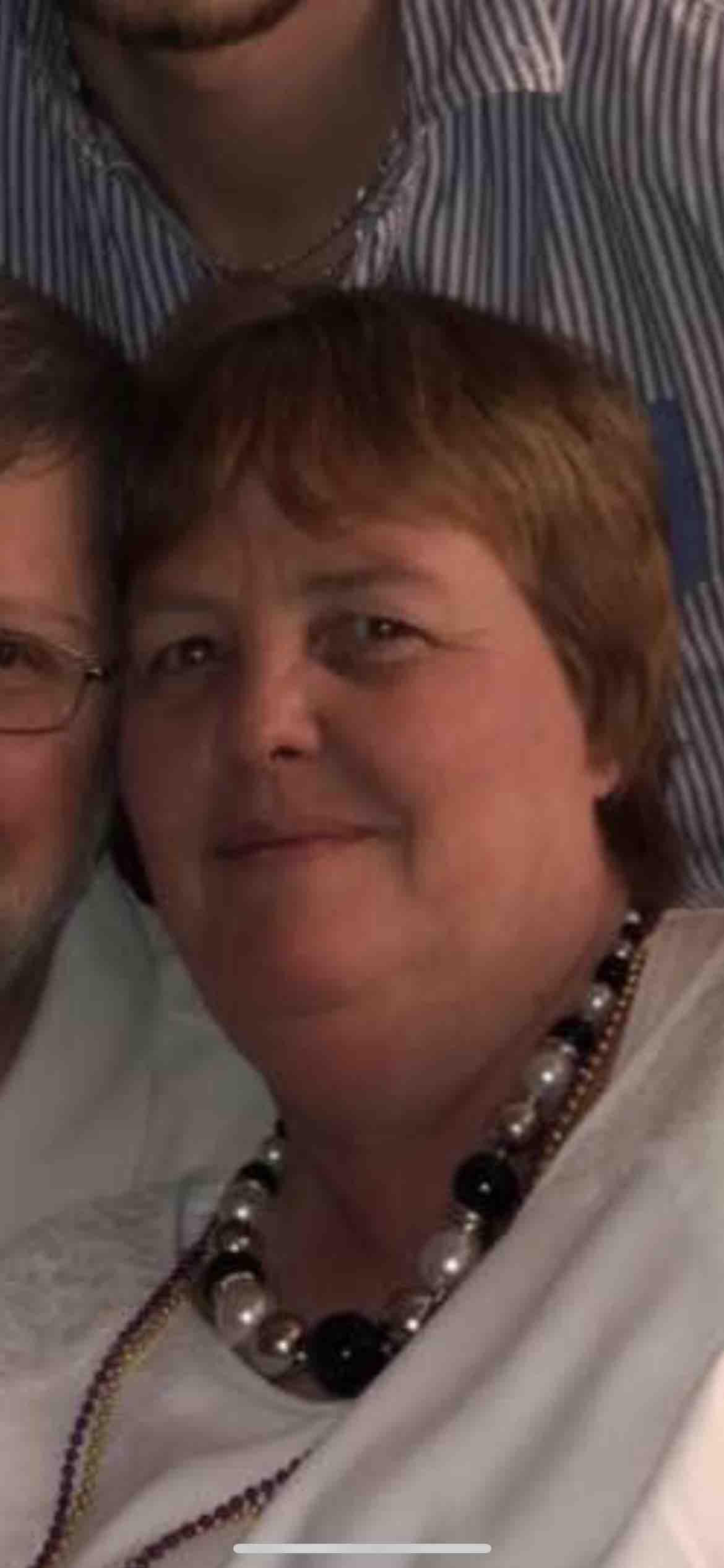 Fundraiser for Carrie Roush by Caitlyn Holter : Carrie Roush- Funeral ...