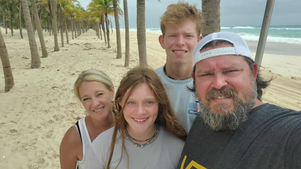 Fundraiser for Amy Meeker by Sean Meeker : Helping the Scott Munsterman ...