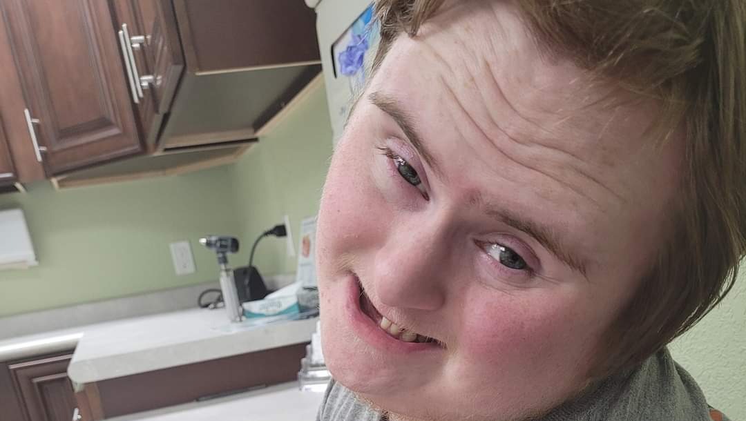 Fundraiser for April Mathews by Caleb Couch : Help april matthews and ...