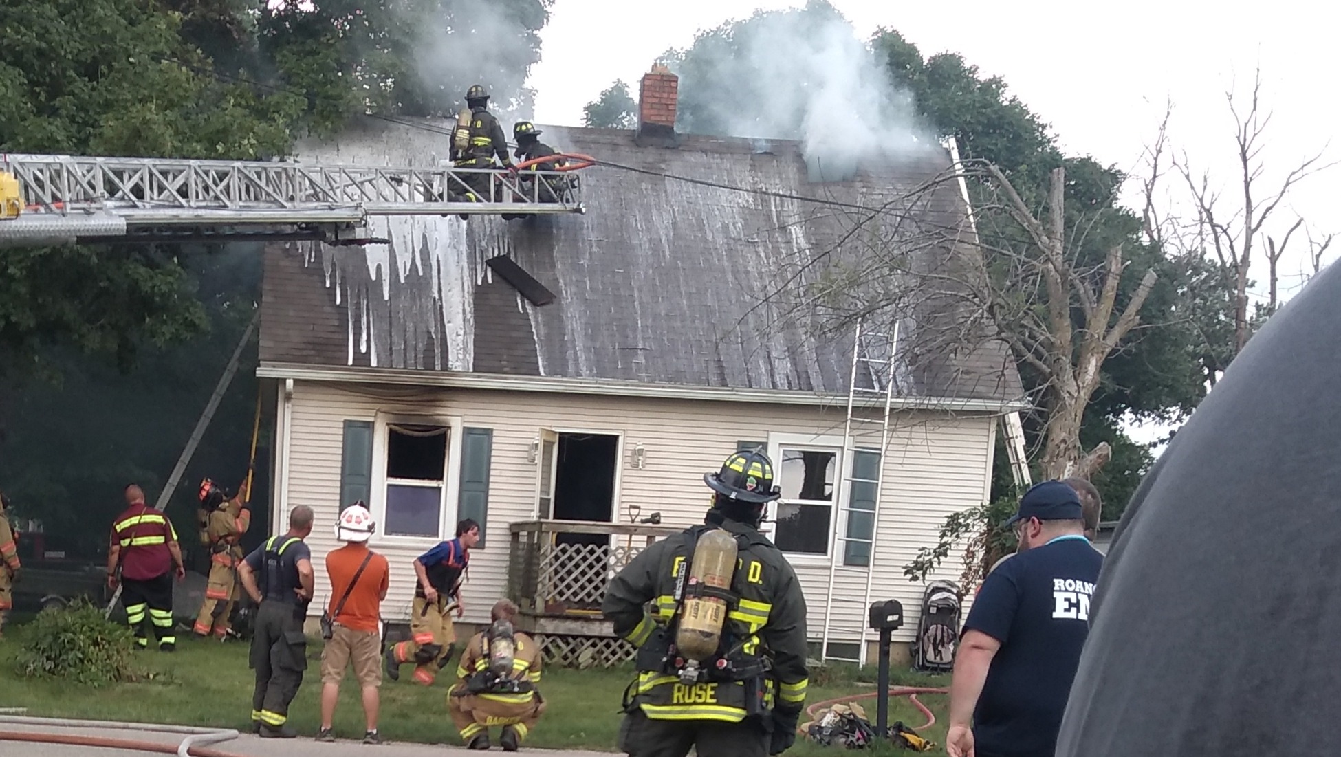 Fundraiser for Bryan Lane by Kelly Lane : House fire: Deric and Dani