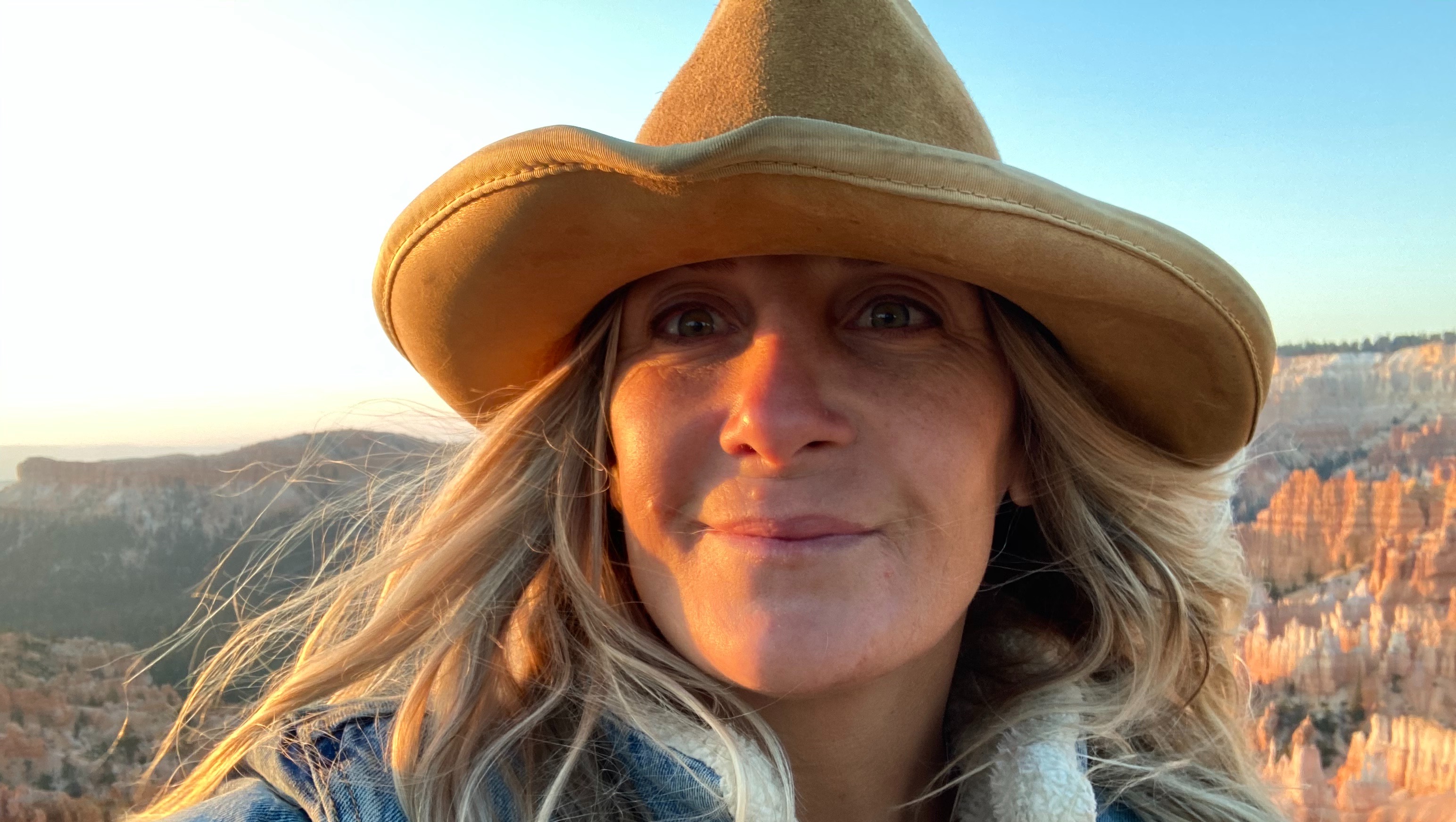 Fundraiser for Danastarr Cubic by Grace Clark : Let's Make it Rain ...