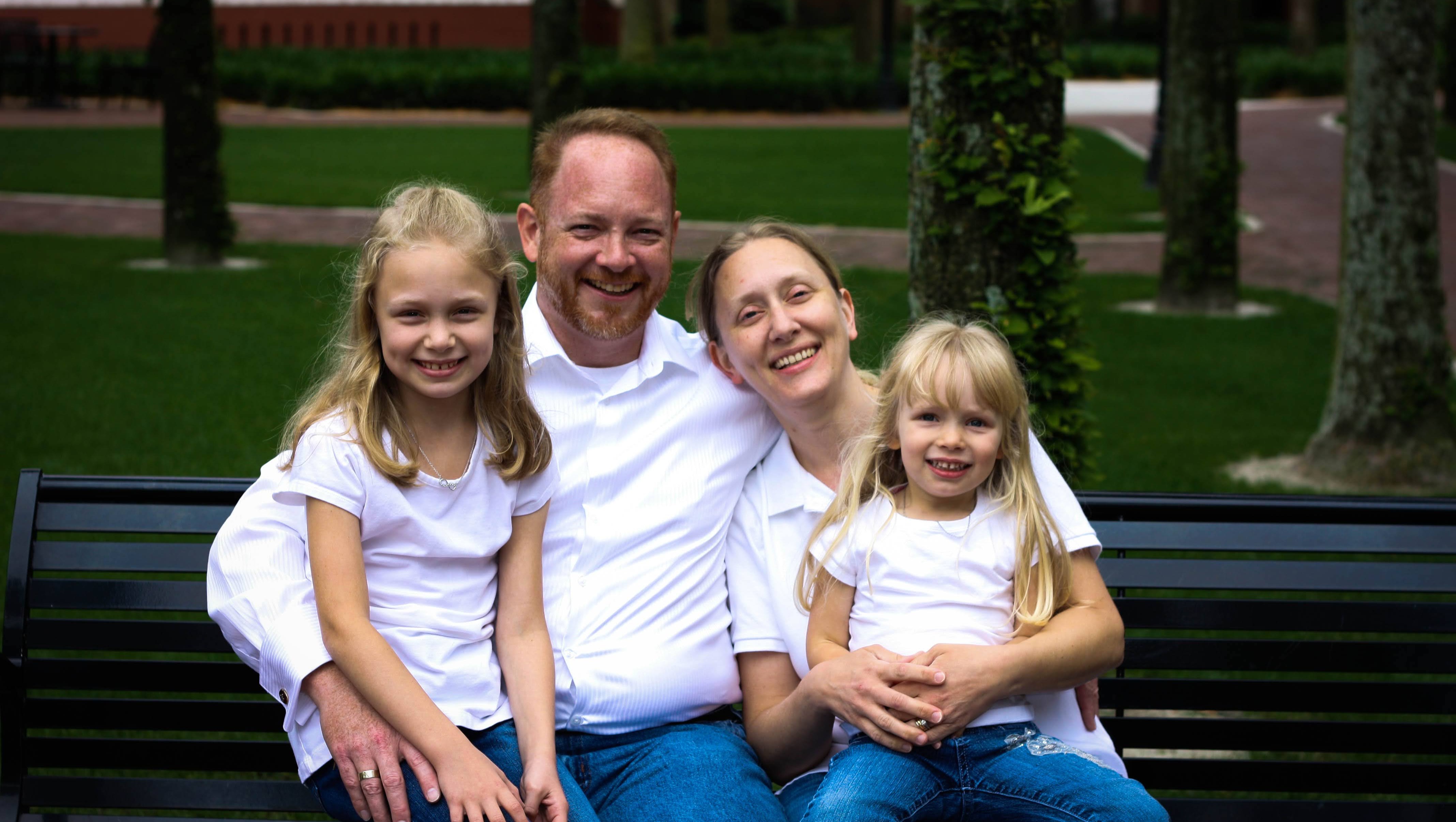 Fundraiser by Laura Bassett : Helping Rachel and Ryleigh survive their loss