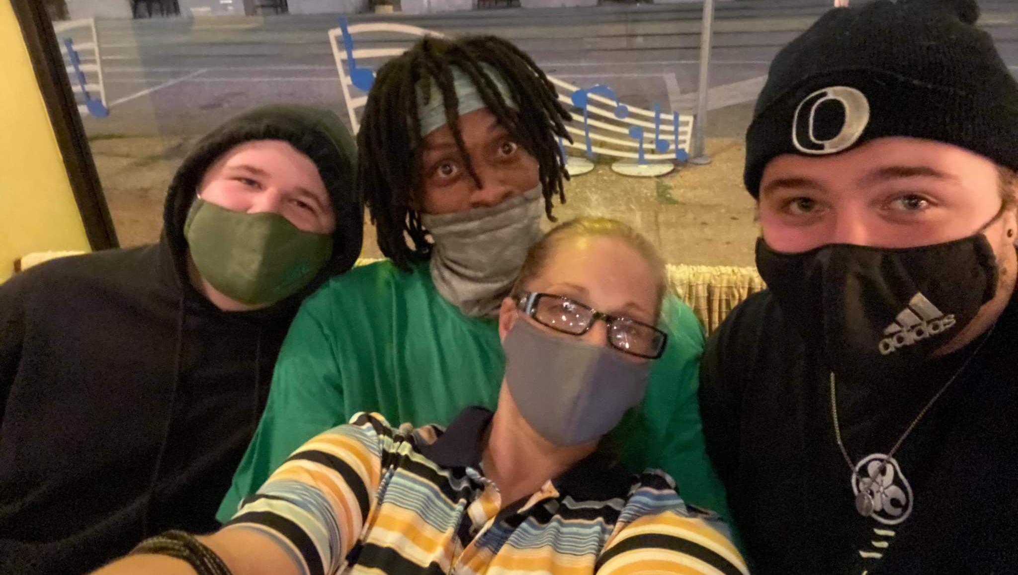 Fundraiser for Drew Warner by Kristen Bigogno : Helping our family move